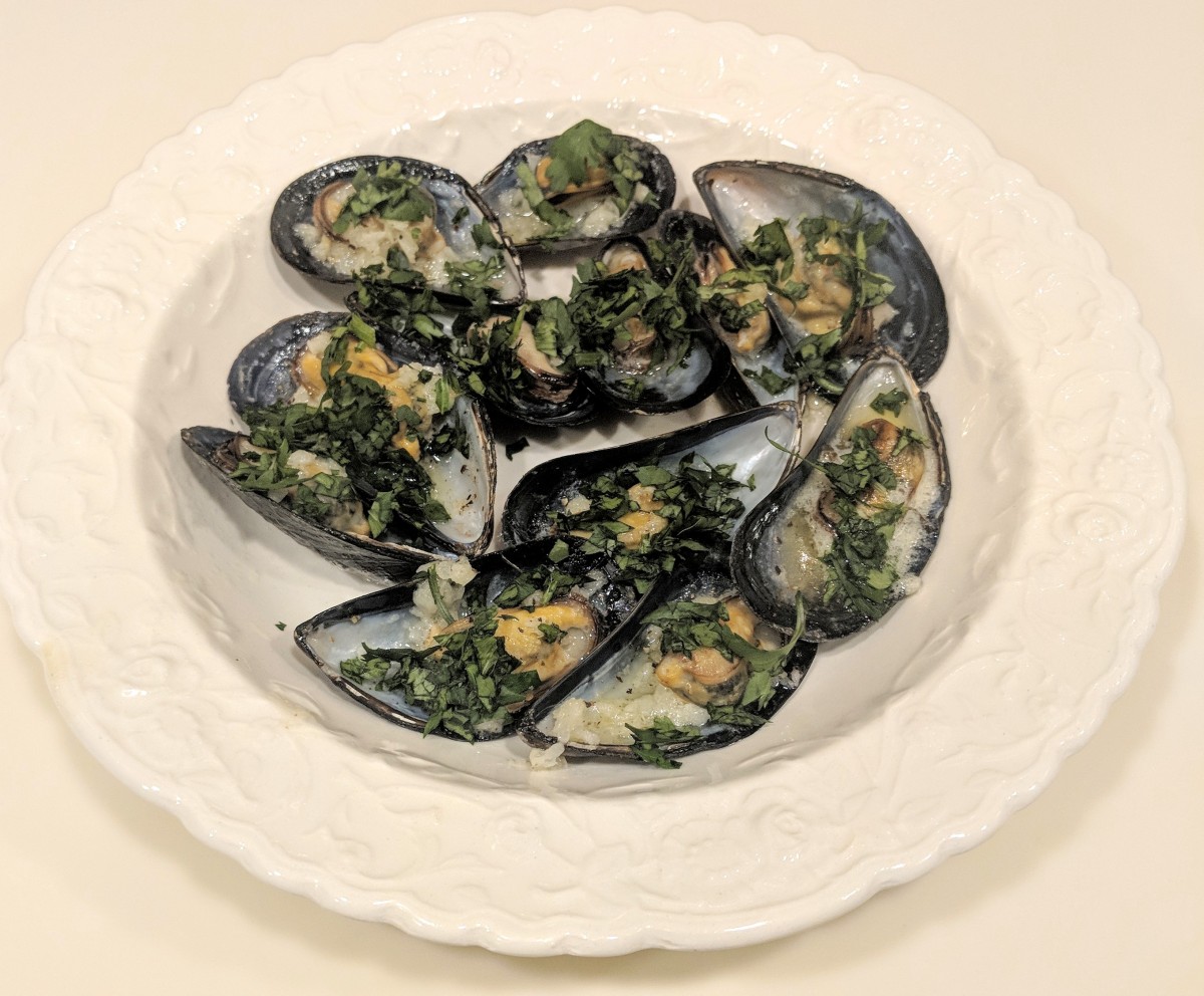 Mussels Worth The Muscle - Steamed and Broiled Mussels Recipe - The ...